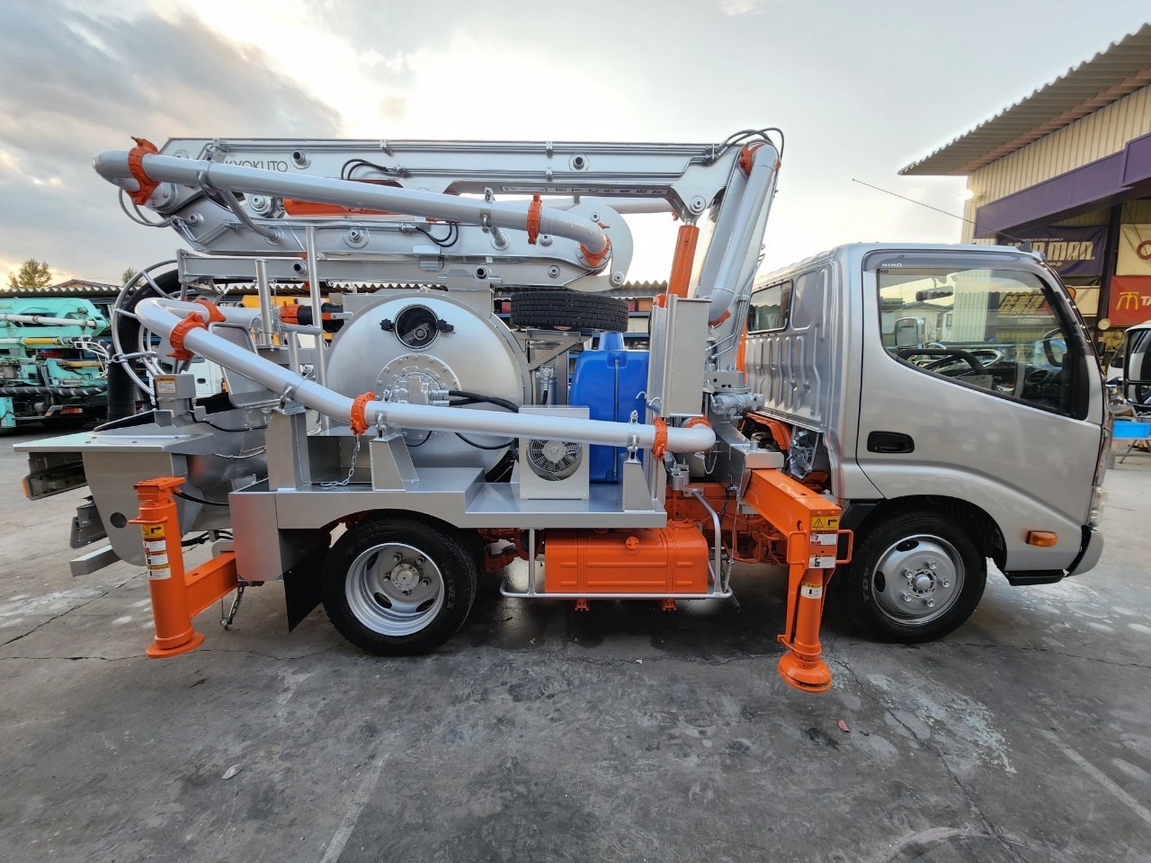 PUMPMANの塗装技術！｜PUMPMAN(西多摩郡日の出町)